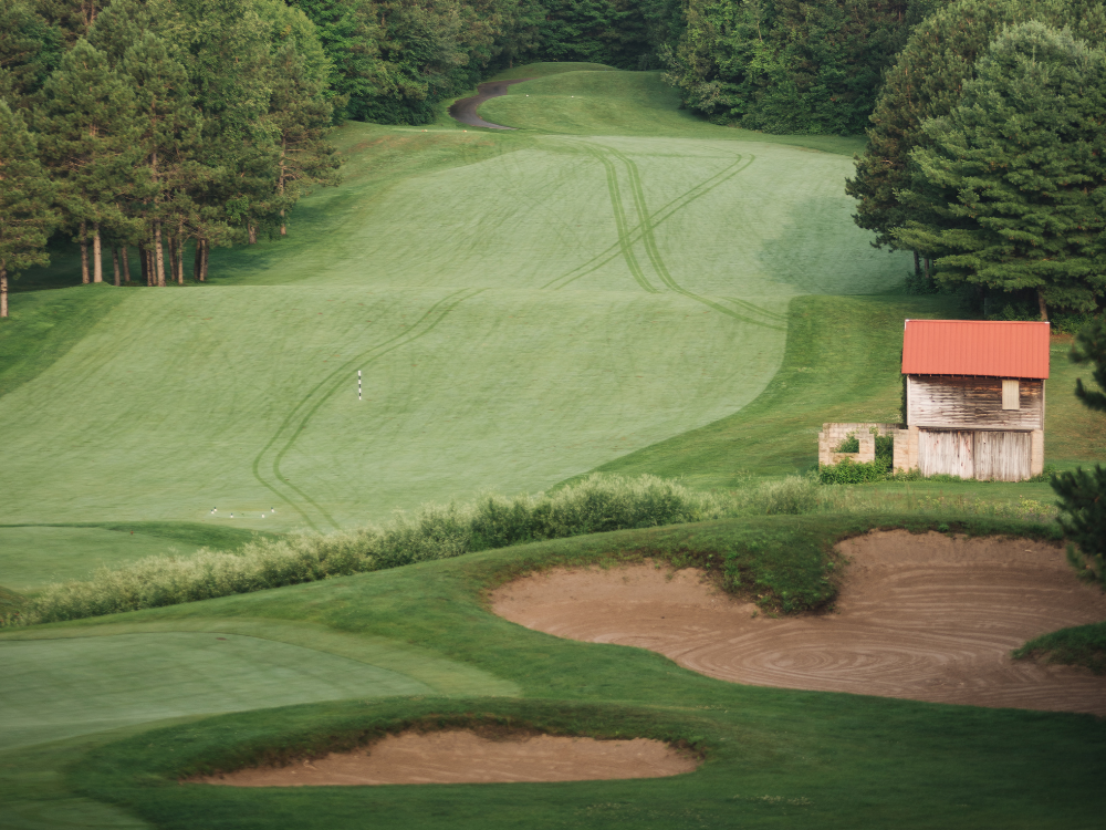 The Weekender: Suttons Bay – North Coast Golf Co.